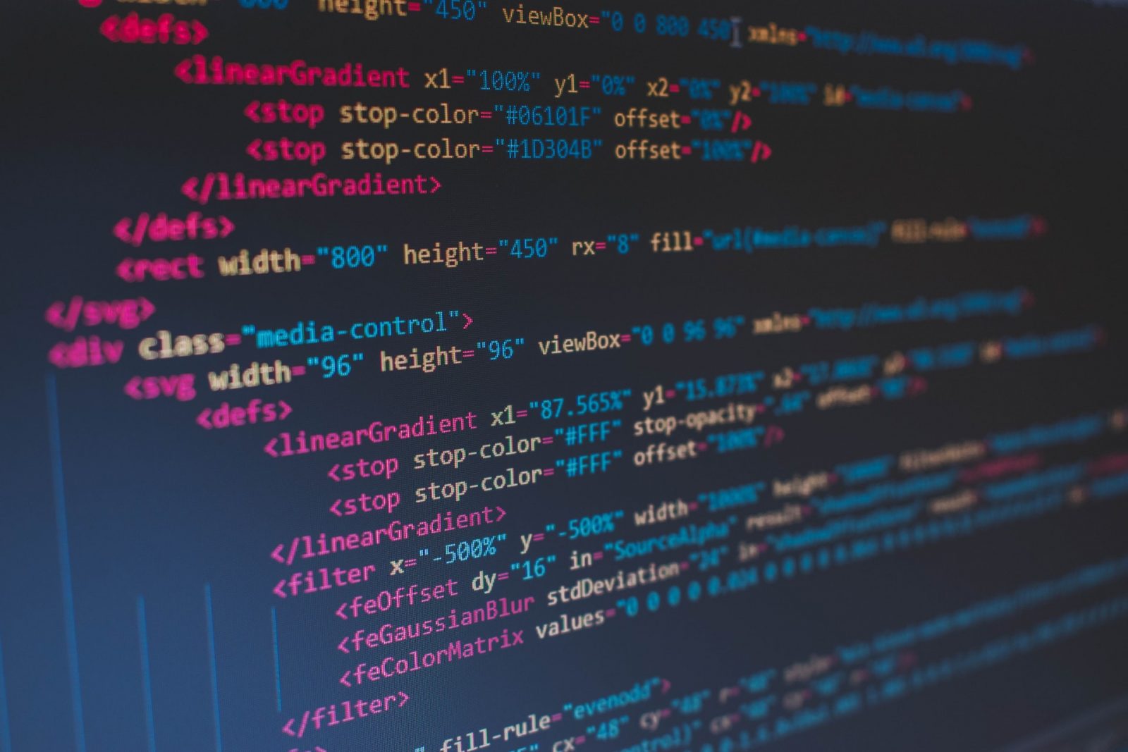 Lenguaje R: ¿qué es y para qué sirve en Big Data? | Camerdata